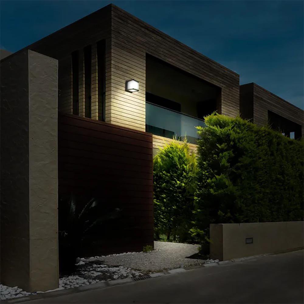 Lámpara de Pared Solar 7W - Cemaco